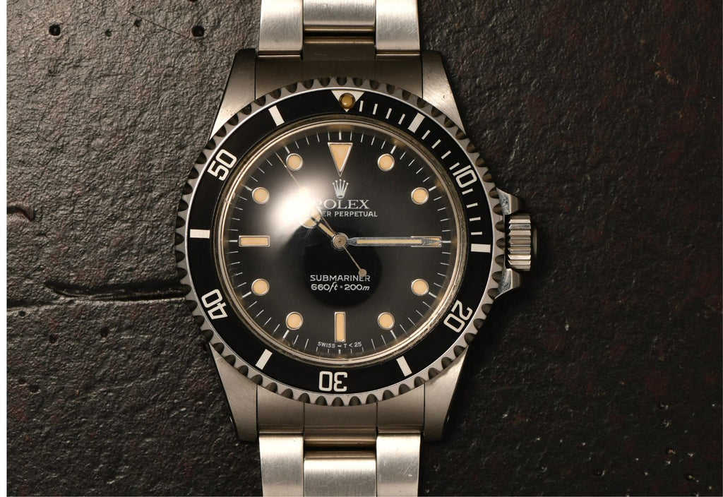 Rolex 5513 Submariner with Box and Papers – vintageworn.com